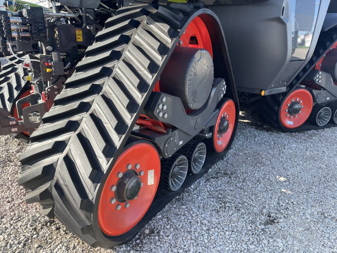 FRICTION vs POSITIVE DRIVE AG Track Systems | AGTrackTalk